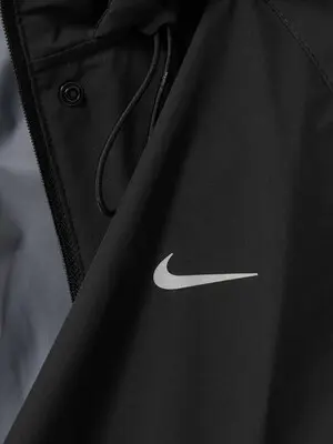 Nike Swift Hooded Storm-fit Jacket