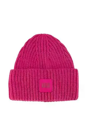 UGG Chunky-Knit Beanie Pink