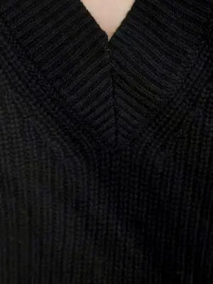 HERSKIND V-neck Sweater