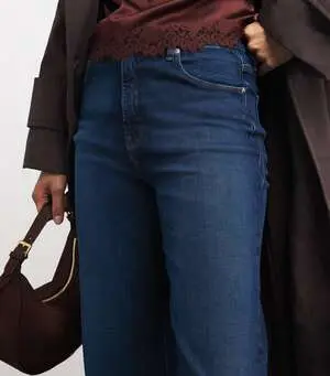Good American Soft Tech Good True Straight Leg Jeans
