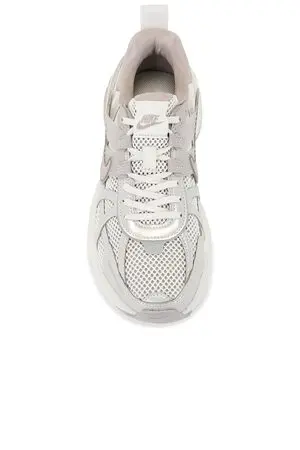 Nike V2k Run Sneaker - Light Bone  Malt  & College Grey