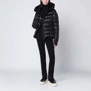 Moncler Slim Trousers In Gore-tex - Black
