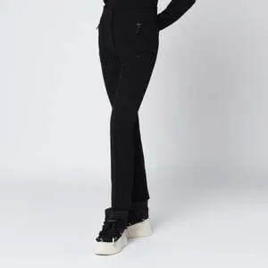 Moncler Slim Trousers In Gore-tex - Black