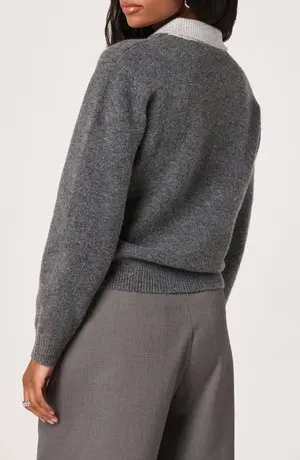 Astr The Label Contrast Collar Sweater