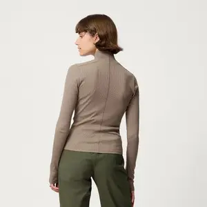 HIKERKIND Ribbed Merino Turtleneck 02 - Morel