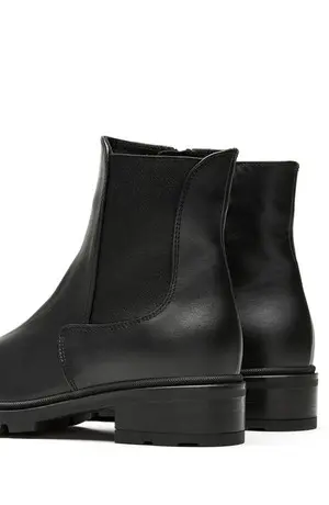 La Canadienne Sean Waterproof Chelsea Boot