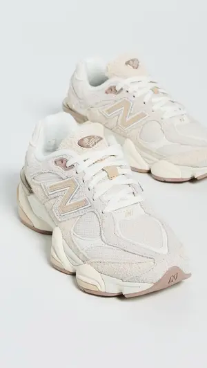 NEW BALANCE 9060 Sneakers - Beige/white