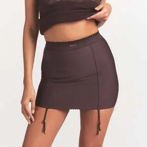 SKIMS Mini Garter Skirt - Raisin