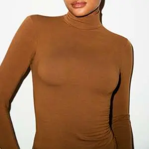 SKIMS Cotton Jersey Turtleneck - Chai