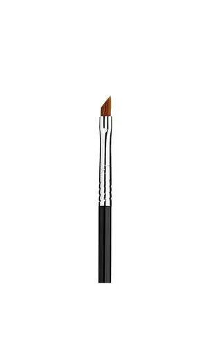 SIGMA BEAUTY E06 Winged Liner Brush