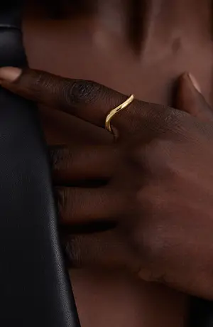 Mejuri Dôme Figure Slim Ring