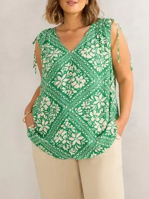LIVE UNLIMITED Printed Drawstring Top - Green