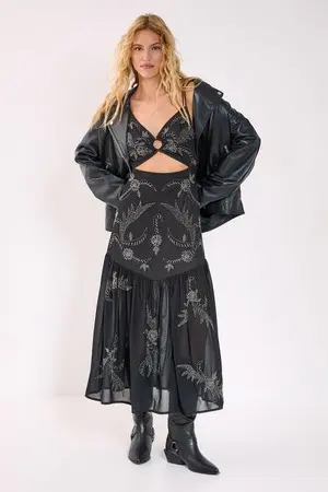 Nasty Gal Ring Cut-out Maxi Dress