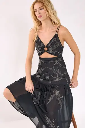 Nasty Gal Ring Cut-out Maxi Dress