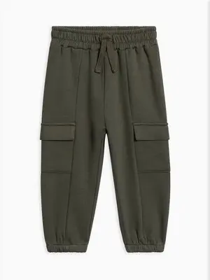 KENDI Dallis Fleece Cargo Sweatpants - Pine