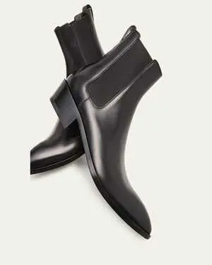 TOM FORD Burnished Leather Chelsea Boots