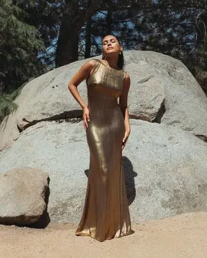 Mac Duggal Metallic Jersey Cowl Back Column Gown - Gold