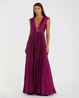 MAC DUGGAL Pleated Plunge Neck Belted A-Line Gown