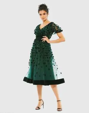 Mac Duggal Embellished Butterfly Sleeve Velvet Hem Midi Dress - Green