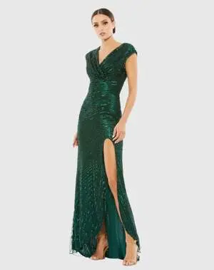 Mac Duggal Embellished Cap-sleeve Evening Gown - Green