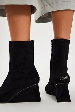 CIRCUS NY BY SAM EDELMAN Lia Wedge Boots - Black