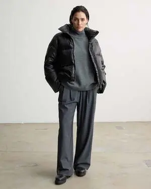 WAKAKUU Storm Puffer Jacket - Black