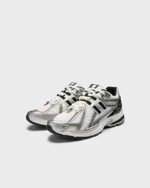 NEW BALANCE 1906r Sneakers - Grey