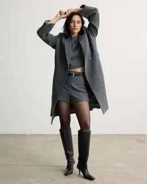 WAKAKUU Anjo Wool Shorts