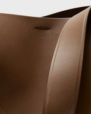 Acne Studios Musubi Midi Bag - Camel