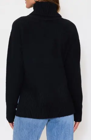 VICI Wool-blend Turtleneck Sweater