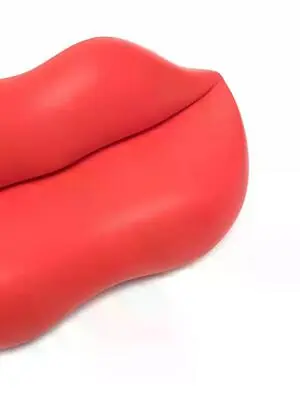 GUFRAM Miniature Lip Sofa