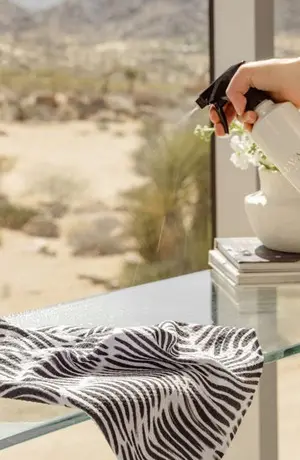 L'AVANT COLLECTIVE X Geometry Cleaning Kit In Fresh Linen