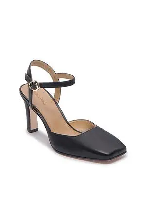 Bernardo Mary Jane Pumps