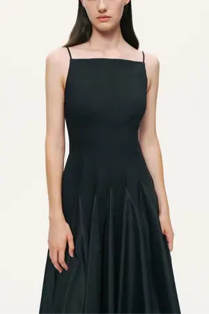 NOCTURNE Square-neck Pleated Midi Dress