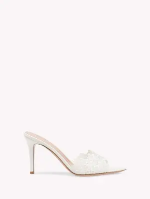GIANVITO ROSSI Yvonne Mule