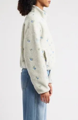HAPPY CAMP3R Embroidered Fleece Half-zip Pullover - Soft Gray