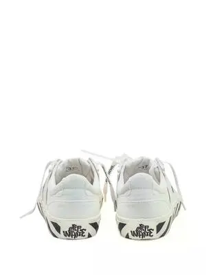 Off-White Lace-up Low-top Sneakers