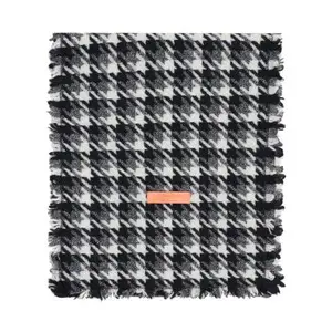 LOST PATTERN Houndstooth" Cashmere Scarf - Black & White