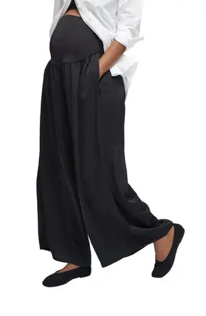 Ingrid & Isabel® Woven Maternity Pant