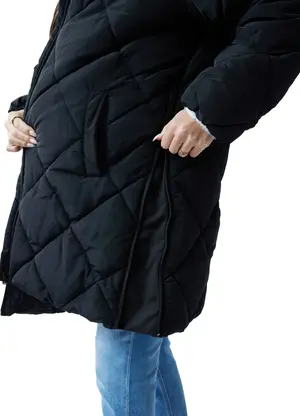 INGRID & ISABEL Maternity Longline Puffer - Black Onyx