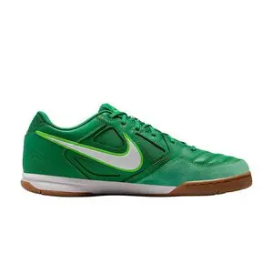 Nike Gato Stadium Strike