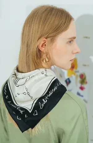 LOST PATTERN Nyc In Sketches Silk Bandana - Off White