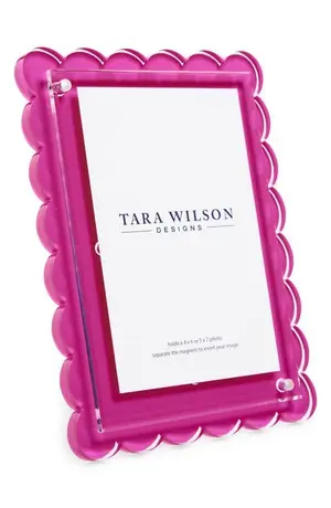 TARA WILSON DESIGNS Scallop Picture Frame - Pastel Pink
