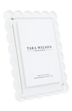 TARA WILSON DESIGNS Scallop Picture Frame - White