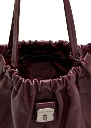 Marc Jacobs Leather Tote Bag With Chain Embellishment - Plum