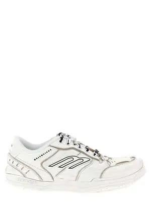 Balenciaga Hamptons Worn-out Medio Sneakers - White