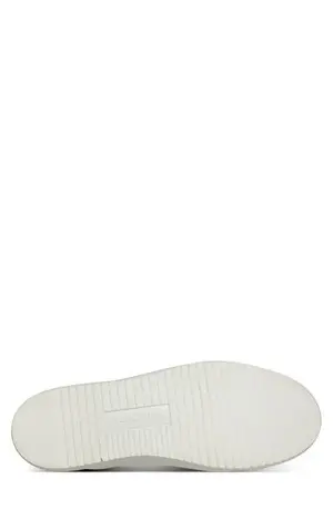 KENNETH COLE Javon Low Top Sneaker - White