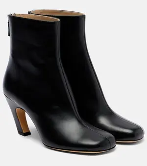 Le Monde Beryl Leather Ankle Boots - Black