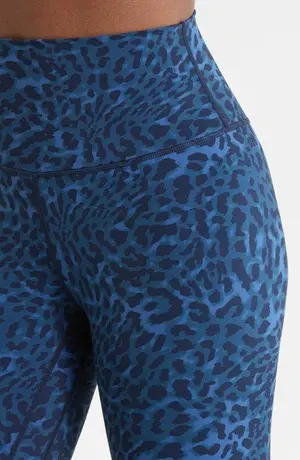MPG Print Sculpt Leggings - Navy Blazer Leopard