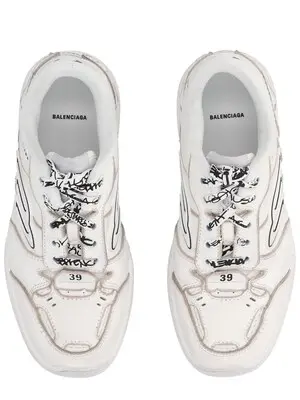 Balenciaga Low Top Sneakers